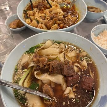 YOO YEE - Updated May 2025 - 65 Photos & 13 Reviews - 4925 N Broadway ...