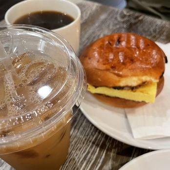 CAFÉ TOLIA - Updated July 2024 - 119 Photos & 62 Reviews - 26 N 3rd St ...