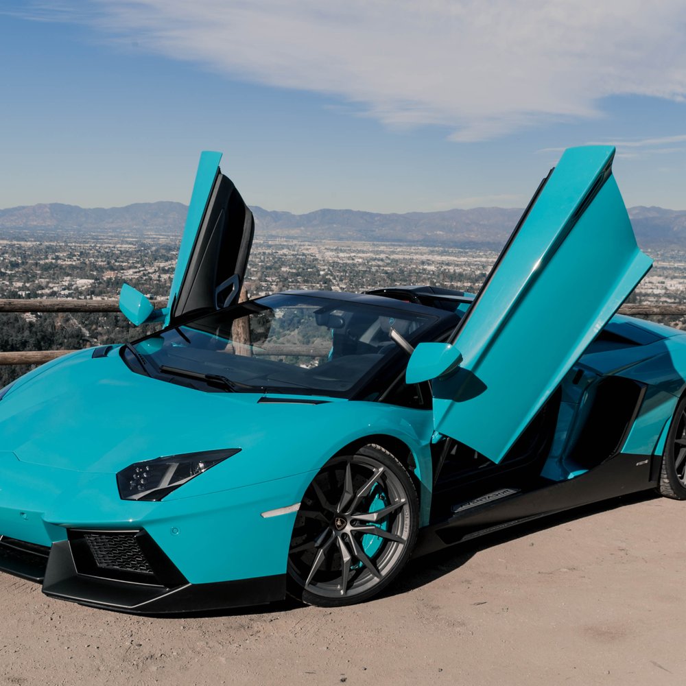 Turquoise Lamborghini Limo