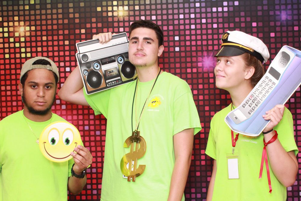 FUN FOTOS PHOTO-BOOTH RENTAL - 10 Photos - 2900 NW 125th Ave, Sunrise ...