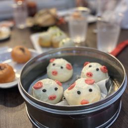 BUN WORLD - Updated December 2025 - 608 Photos & 226 Reviews - 1071 N ...