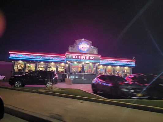 TERRACE DINER - Updated December 2025 - 181 Photos & 111 Reviews - 585 ...