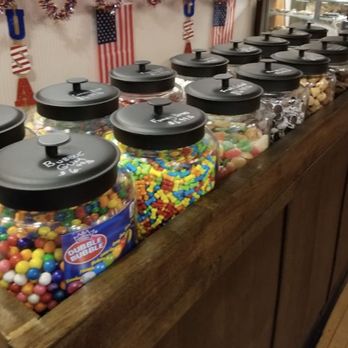 BEANIES CANDY STORE AND ICE CREAM - Updated December 2025 - 24 Photos ...