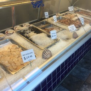 SNAPPER GRABBERS SEAFOOD MARKET - 18 Photos & 13 Reviews - Seafood ...