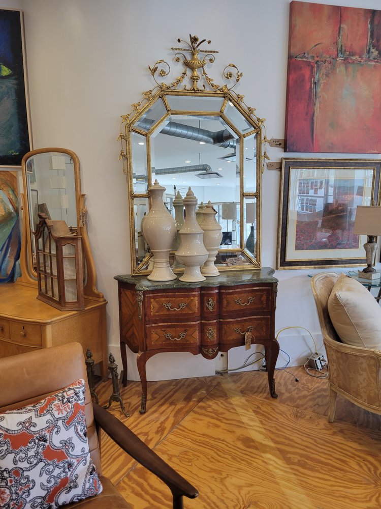 BEAUTIFUL LIVING - Updated June 2025 - 16 Photos - 3007 N High St ...