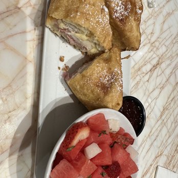 BISCOTTI’S - Updated March 2025 - 983 Photos & 606 Reviews - 2707 S ...