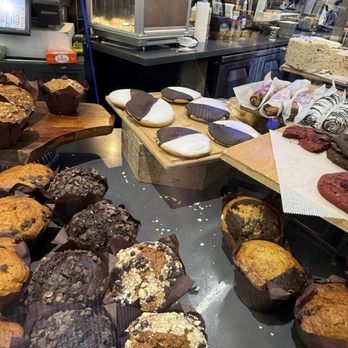 THE GROVE KOSHER MARKET - Updated January 2026 - 79 Photos & 84 Reviews ...