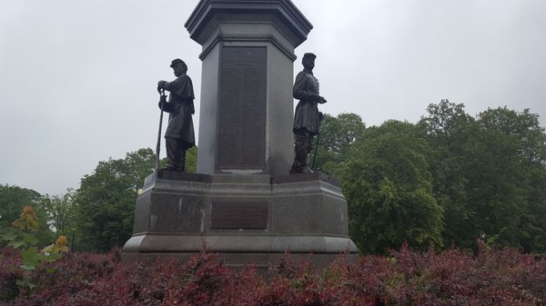 CAMPAGNONE COMMON - Updated July 2025 - 19 Photos - 200 Common St ...