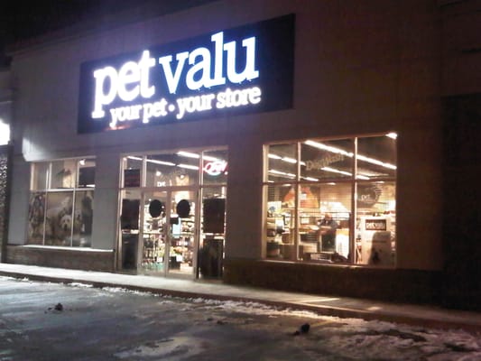 PET VALU - Updated December 2025 - 11 Photos - 3077 Mavis Road ...