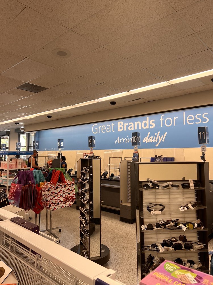 ROSS DRESS FOR LESS - Updated December 2025 - 32 Photos & 61 Reviews ...