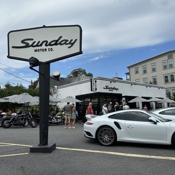 SUNDAY MOTOR CO CAFE - Updated July 2025 - 452 Photos & 196 Reviews ...