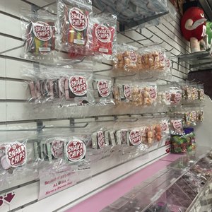 CAROUSEL CANDYLAND - 252 Photos & 138 Reviews - 4211 Waialae Ave ...