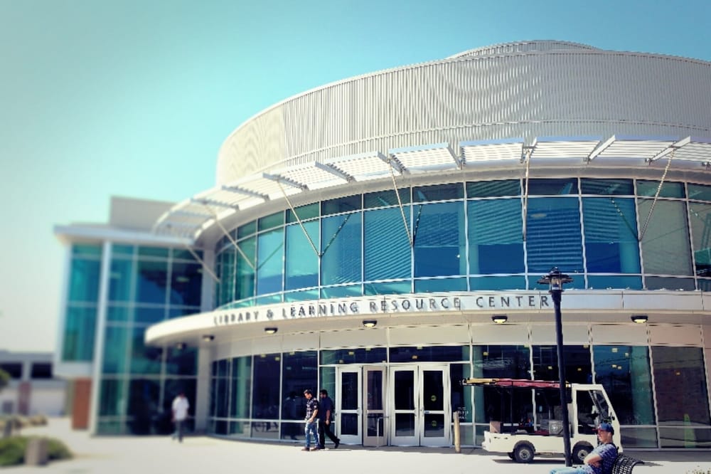 HARTNELL COMMUNITY COLLEGE LIBRARY - 411 Central Ave, Salinas ...