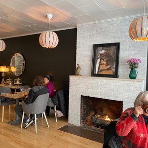 TONI MORRISON DINING HALL - Updated September 2025 - 10 Sisson Pl ...