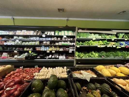 NEIGHBORS MARKET - Updated December 2025 - 24 Photos & 24 Reviews ...