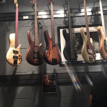 THE MUSIC ZOO - Updated January 2025 - 48 Photos & 44 Reviews - 123 ...