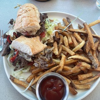 THE ELEANOR - Updated July 2025 - 656 Photos & 414 Reviews - 3207 N ...