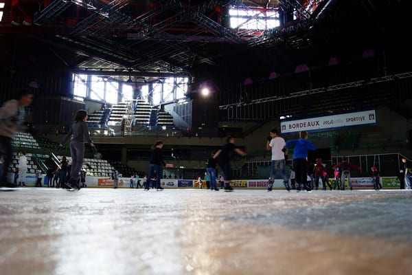 PATINOIRE MÉRIADECK - Updated September 2024 - 18 photos & 28 avis - 95 ...