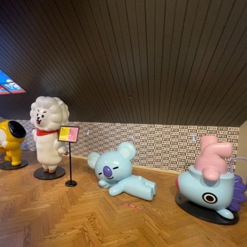 LINE FRIENDS - Updated December 2025 - 2120 Photos & 291 Reviews - 1515 ...