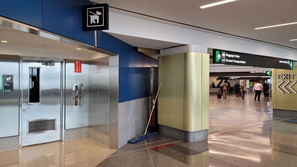 BOSTON- LOGAN AIRPORT TERMINAL B CONNECTOR - Updated August 2025 - 1 ...