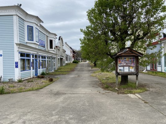 RENFRO VALLEY ENTERTAINMENT CENTER - Updated April 2025 - 25 Photos ...