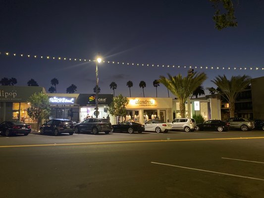 ALANDREA - Updated September 2024 - 15 Photos & 14 Reviews - 1809 S ...