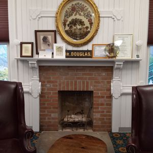 WEST HARTFORD PUBLIC LIBRARY - BISHOPS CORNER BRANCH - Updated May 2025 ...