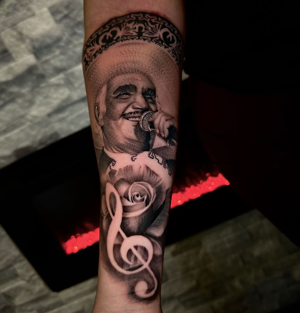 MONARCA TATTOO STUDIO - Updated October 2025 - 39 Photos & 19 Reviews - 4380 Sonoma Blvd ...