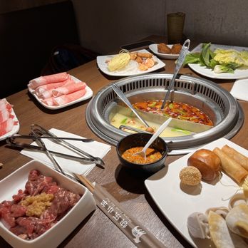 HAPPY LAMB HOT POT - Updated January 2025 - 1052 Photos & 881 Reviews ...
