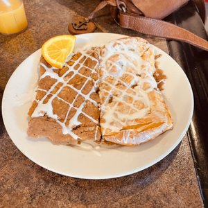 ROUNDABOUT - Updated October 2025 - 164 Elm St, West Springfield ...