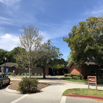 MENLO PARK LIBRARY - Updated October 2025 - 48 Photos & 72 Reviews ...