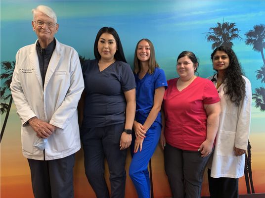 HEMET FAMILY CLINIC - Updated January 2026 - 34 Photos - 603 E Latham ...