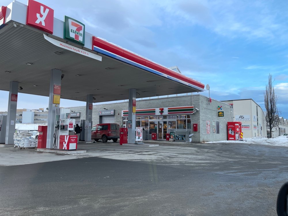 YX 7-ELEVEN LEANGEN - Updated January 2025 - Falkenborgvegen 39 ...