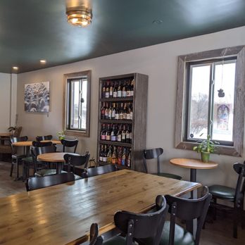 TEN TOES COFFEE HOUSE - Updated December 2025 - 39 Photos - 1109 ...