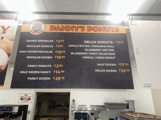 DANNYS DONUT SHOP - Updated July 2025 - 56 Photos & 51 Reviews - 1365 N ...
