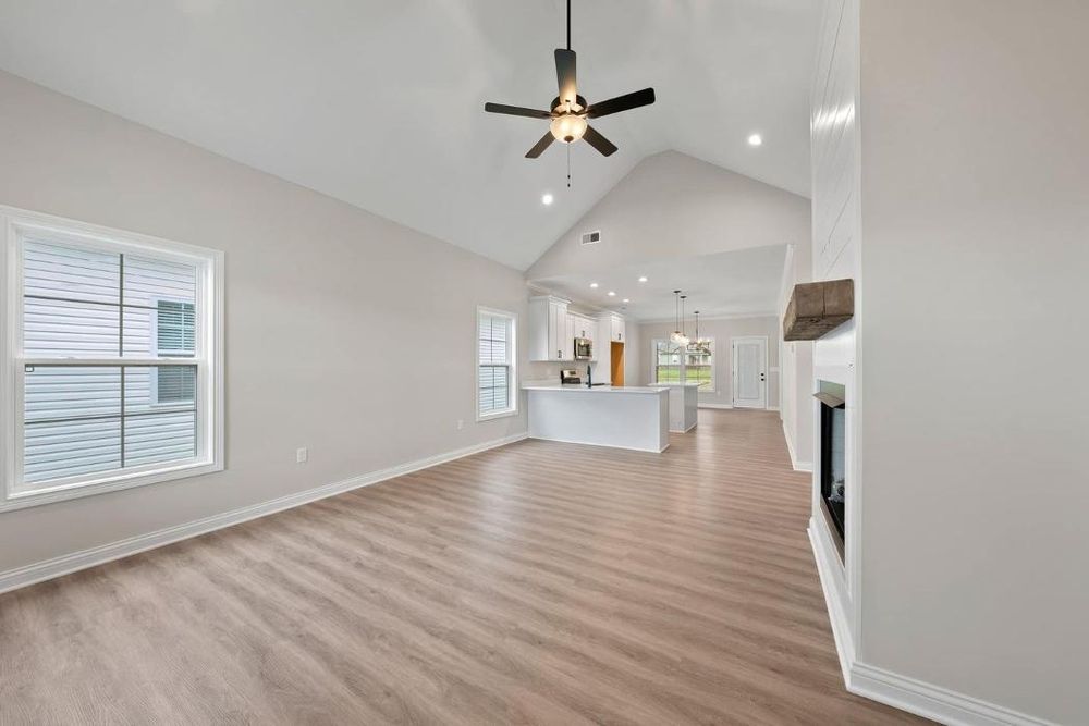 HAMMER HOMES - Updated February 2025 - 39 Photos - 745 Carter Sims Rd ...