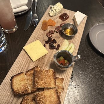 LEDGER RESTAURANT & BAR - Updated September 2024 - 588 Photos & 498 ...