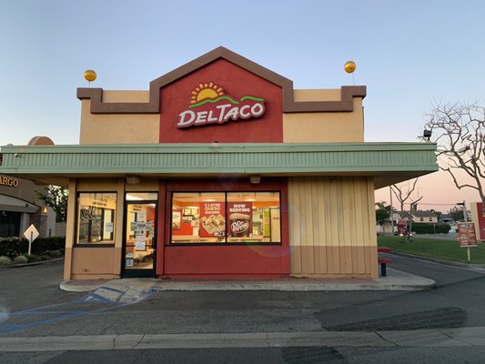 DEL TACO - Updated October 2025 - 35 Photos & 84 Reviews - 20921 ...