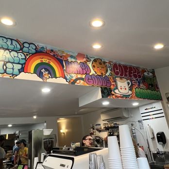 CURBSIDE ON THE RUN - Updated November 2024 - 133 Photos & 182 Reviews ...