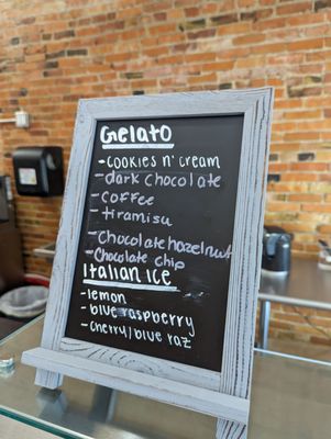 THE CRUNCHY PICKLE - 10 Photos - 116 N State St, Howell, Michigan ...