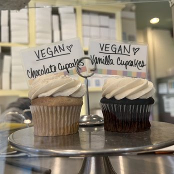 SWEET MANDY B’S - Updated June 2024 - 1085 Photos & 1772 Reviews - 1208 ...