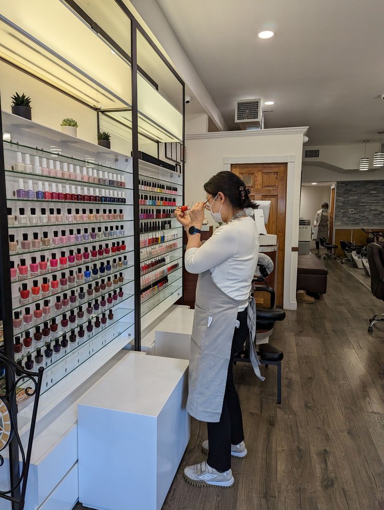 MELLOW NAILS & SPA - Updated December 2025 - 41 Photos & 13 Reviews ...