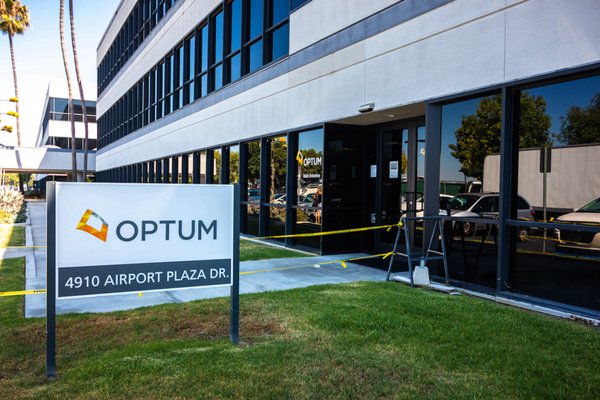 OPTUM - AIRPORT PLAZA - Updated September 2025 - 22 Reviews - 4910 ...