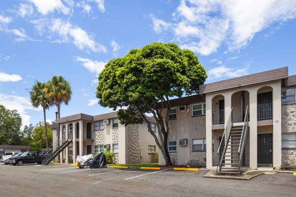 VERRA NORTH - Updated June 2025 - 35 Photos - 1250 Skipper Rd, Tampa ...