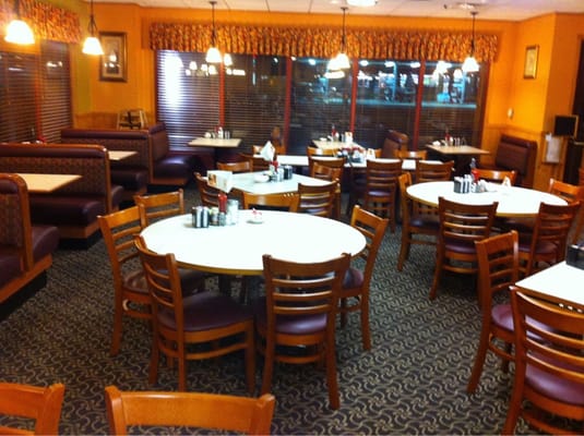 HAYWARD FAMILY RESTAURANT - Updated November 2025 - 28 Photos & 53 ...