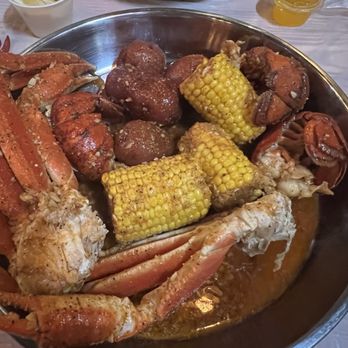 RED CRAB JUICY SEAFOOD - Updated May 2024 - 175 Photos & 199 Reviews ...