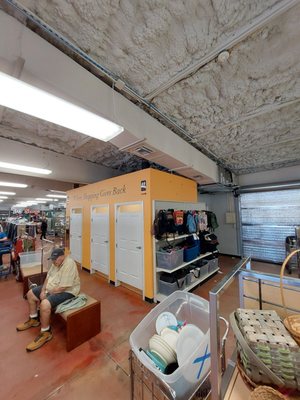 THE SHARING CENTER - Updated July 2025 - 175 Photos & 30 Reviews - 600 ...