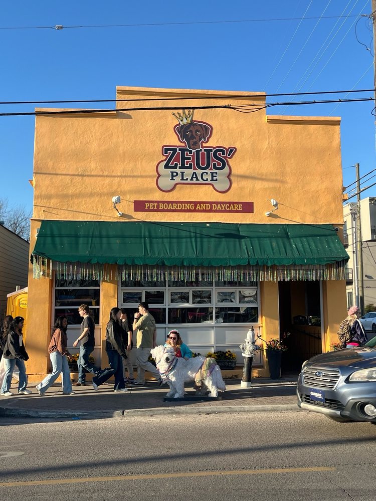 ZEUS’ PLACE - Updated October 2025 - 13 Photos & 63 Reviews - 4601 ...