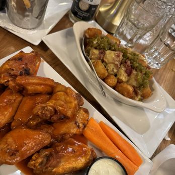 BRIDIE’S BAR & GRILL - Updated September 2024 - 138 Photos & 165 ...