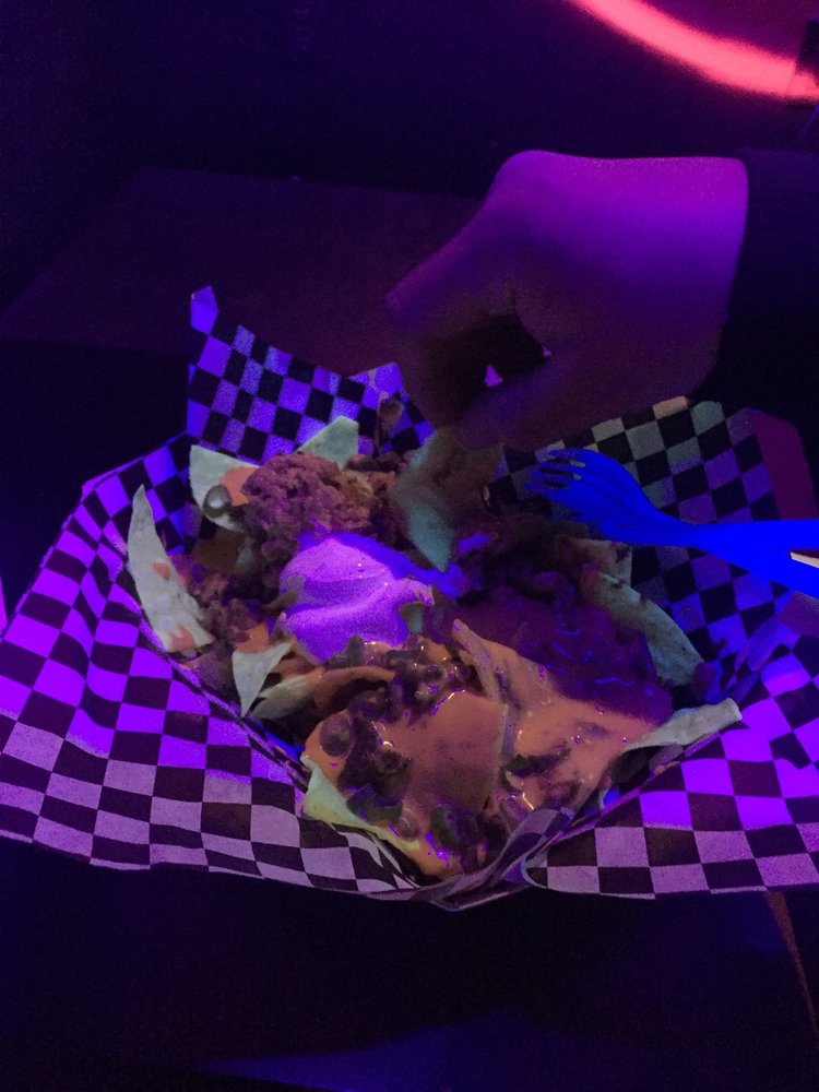 TOTALLY 80’S BAR & GRILLE - 292 Photos & 469 Reviews - Bars - 2512 W ...